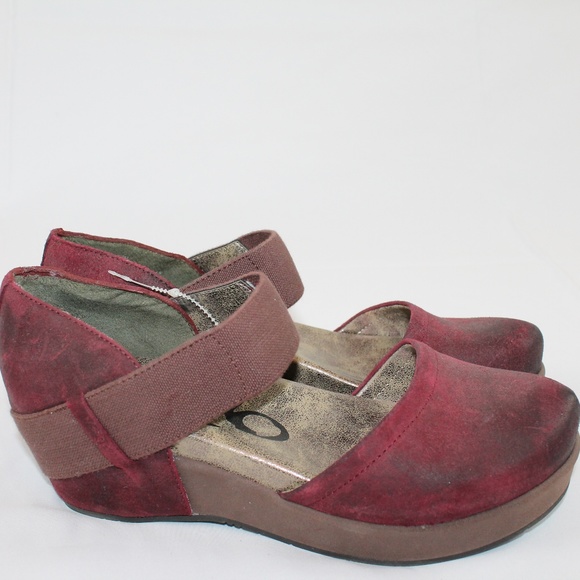 OTBT | Shoes | Otbt Migrant Sandal Clog Mule Red Wine Suede New | Poshmark